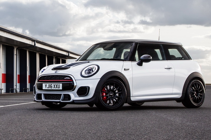 MINI JCW Challenge รุ่นพิเศษ แต่งดุ แรงเท่าเดิม เพิ่มเติมคือความหนึบ ...