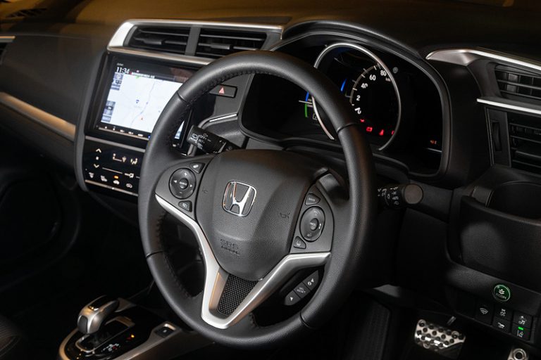 Honda Jazz (Fit) Modulo Style รุ่นพิเศษที่ญี่ปุ่น พร้อมเบนซิน 1.3 ลิตร ...