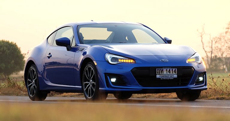 พาไปชมรถคันจริง Subaru BRZ Minorchange 2.0 Boxer 6MT / 6AT : 2,266,000 - 2,366,000 บาท (นำเข้า ...