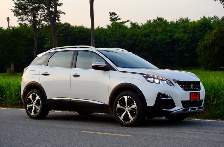 First Impression รีวิว ทดลองขับ Peugeot 3008 : การกลับมาจริงของสิงห์ ...