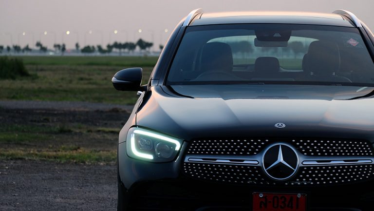 พาไปชมรถคันจริง รีวิวสรุป Mercedes-Benz GLC 220d AMG Dynamic (Facelift ...