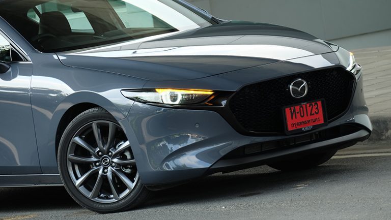 พาไปชมรถคันจริง รีวิวสรุป All NEW Mazda 3 Fastback 2.0 SP Polymetal ...