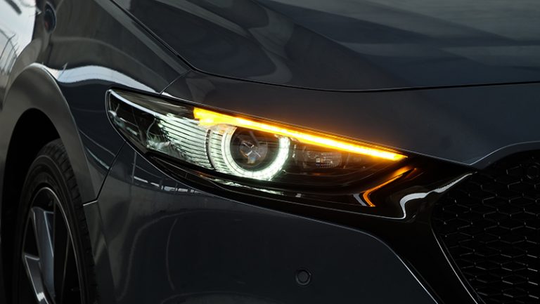 พาไปชมรถคันจริง รีวิวสรุป All NEW Mazda 3 Fastback 2.0 SP Polymetal ...