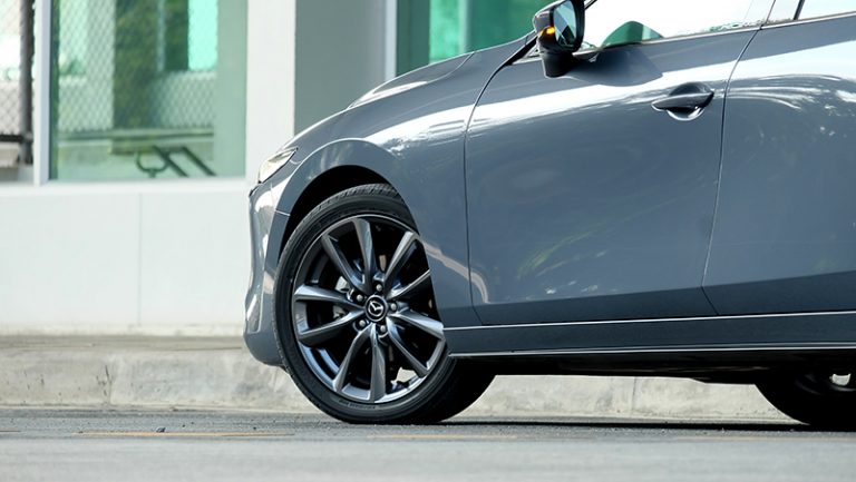 พาไปชมรถคันจริง รีวิวสรุป All NEW Mazda 3 Fastback 2.0 SP Polymetal ...
