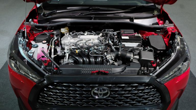 ภาพรถคันจริง Toyota Corolla CROSS 1.8 / 1.8 Hybrid : 959,000 ...