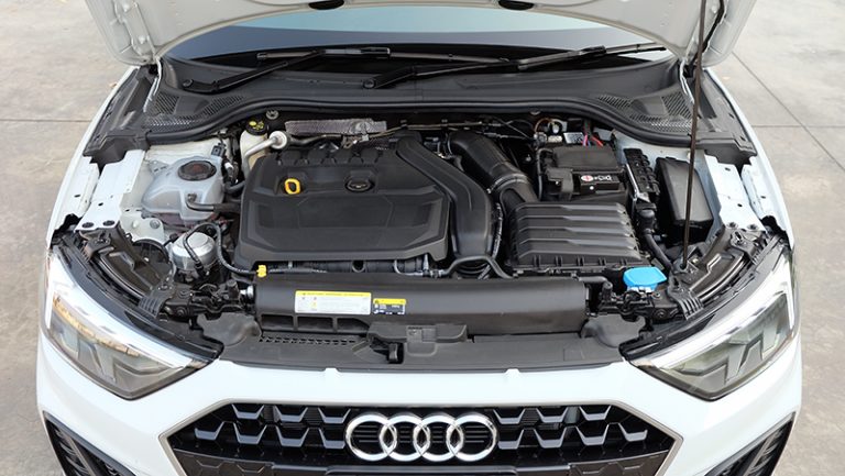 พาไปชมรถคันจริง รีวิวสรุป Audi A1 Sportback 35 TFSI S-Line : 1,888,000 ...