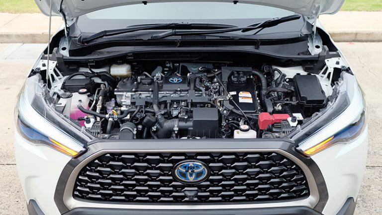 พาไปชมรถคันจริง รีวิวสรุป Toyota Corolla CROSS 1.8 Hybrid SAFETY ...