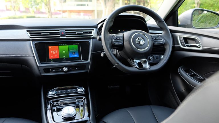 ราคาอย่างเป็นทางการ MG EP PLUS : 998,000 บาท (นำเข้า CBU) | รถยนต์ไฟฟ้า ...