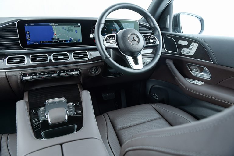ราคาอย่างเป็นทางการ Mercedes-Benz GLE 350de Plug-in Hybrid : 4,699,000 ...