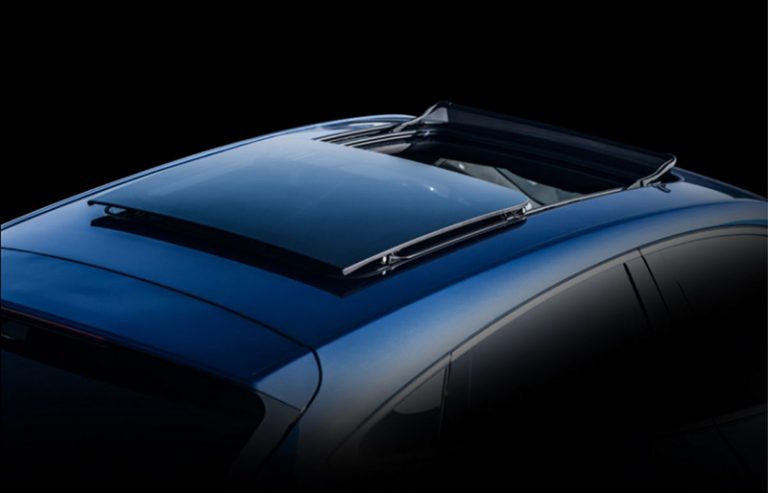 Huawei Seres SF5 มอเตอร์ 551 แรงม้า เสียบปลั๊กได้ และมีเครื่องยนต์ปั่น ...