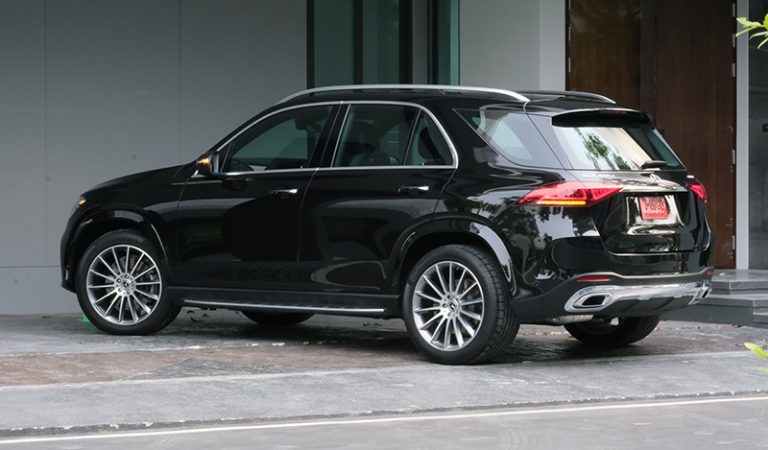 พาไปชมรถคันจริง รีวิวสรุป Mercedes-Benz GLE 300 d 4MATIC AMG Dynamic ...