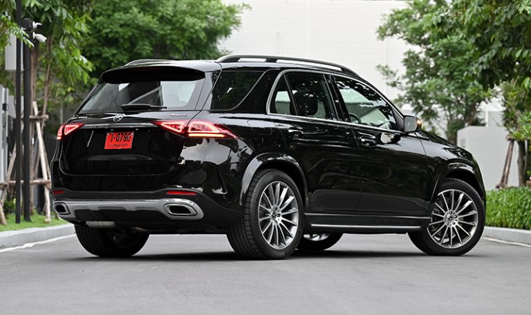 พาไปชมรถคันจริง รีวิวสรุป Mercedes-Benz GLE 300 d 4MATIC AMG Dynamic ...