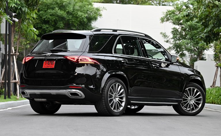 พาไปชมรถคันจริง รีวิวสรุป Mercedes-Benz GLE 300 d 4MATIC AMG Dynamic ...