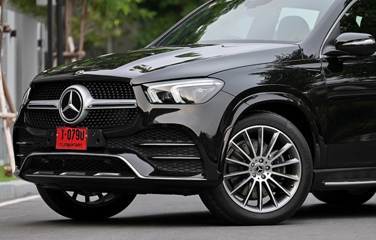 พาไปชมรถคันจริง รีวิวสรุป Mercedes-Benz GLE 300 d 4MATIC AMG Dynamic ...