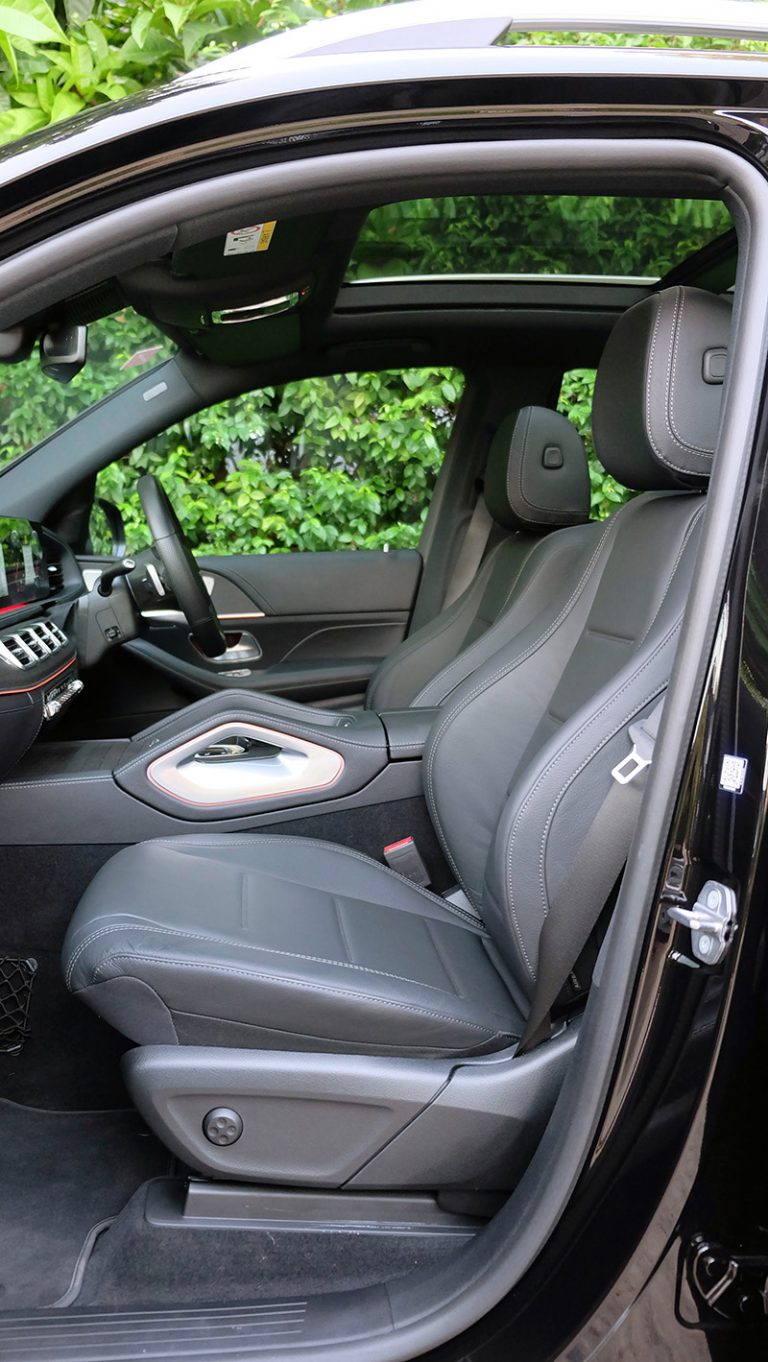 พาไปชมรถคันจริง รีวิวสรุป Mercedes-Benz GLE 300 d 4MATIC AMG Dynamic ...