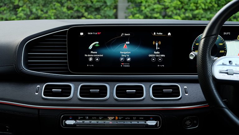 พาไปชมรถคันจริง รีวิวสรุป Mercedes-Benz GLE 300 d 4MATIC AMG Dynamic ...