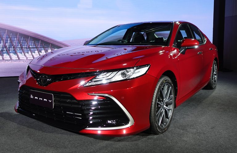 Headlightmag Clip พาไปชมรอบคัน Toyota Camry Minorchange - HeadLight ...