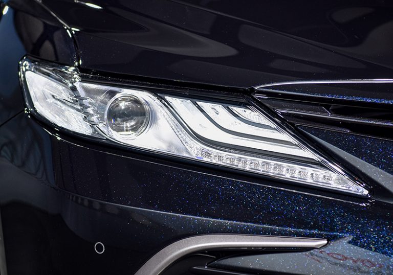 Headlightmag Clip พาไปชมรอบคัน Toyota Camry Minorchange - HeadLight ...