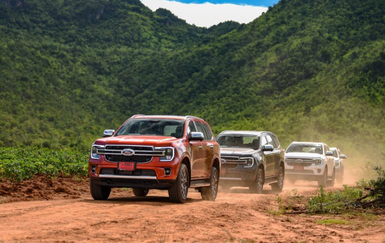 First Impression ทดลองขับ Ford Everest 2.0 Bi-Turbo Titanium+ 4x4 : ขับ ...