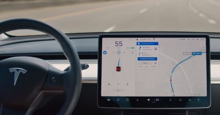 Tesla ยกเลิกระบบนำทางฟรีตลอดชีพ เหลือฟรี 8 ปี ถ้าจะใช้ต่อ ต้องจ่ายค่า ...
