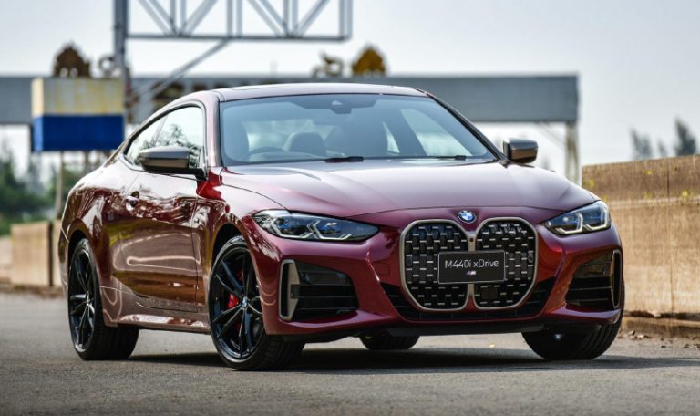 ราคาอย่างเป็นทางการ BMW M440i xDrive Coupé (G22) : 5,399,000 บาท ...