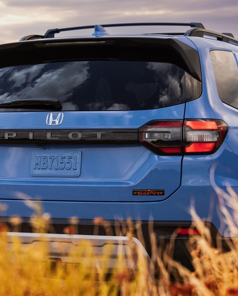 Teaser : Honda Pilot TrailSport รถยนต์ Mid-size SUV เบาะสามแถว เสริมมาด ...