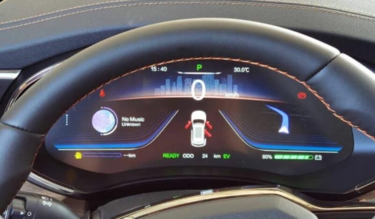 Skyworth HT-i รถ SUV จากแบรนด์ทีวีแดนมังกร ขุมพลังเบนซิน 1.5 ลิตร Plug-in hybrid จาก BYD DM-i ...