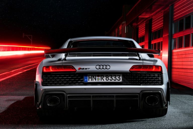 Audi R8 Coupe V10 GT RWD รุ่นส่งท้ายขุมพลังสันดาปภายในล้วน จำกัดเพียง ...