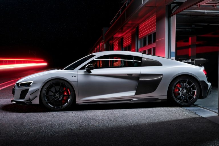 Audi R8 Coupe V10 GT RWD รุ่นส่งท้ายขุมพลังสันดาปภายในล้วน จำกัดเพียง 333 คัน เครื่องยนต์ V8 620 ...