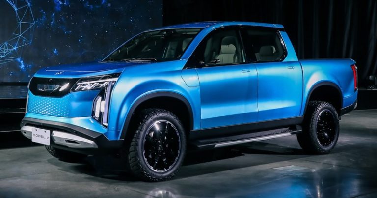 Foxconn จากไต้หวัน เผยโฉมต้นแบบรถยนต์ไฟฟ้า 100% ได้แก่ Model B ตัวถัง MPV และ Model V กระบะ ...