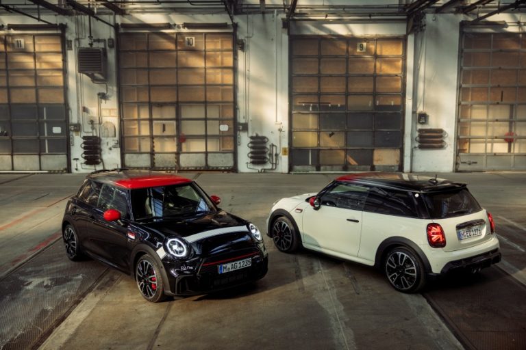 MINI สหรัฐอเมริกานำเกียร์ธรรมดากลับมาอีกครั้ง สำหรับตัวถัง Hatchback 3 ...