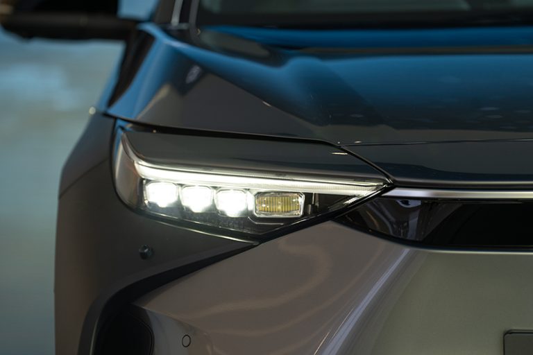 ภาพคันจริง ภายนอก – ภายในห้องโดยสาร Toyota bZ4X AWD : 1,836,000 บาท ...