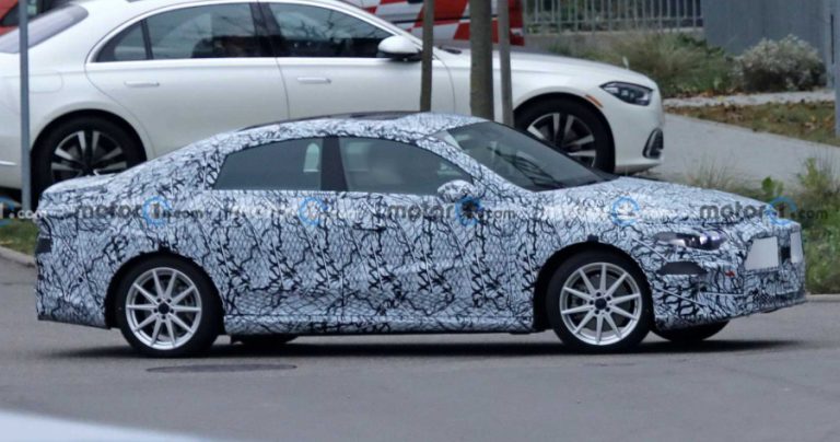 Teaser : Mercedes-Benz Entry Level Concept ร่างจำแลงของ EQA ตัวถังซีดาน ...