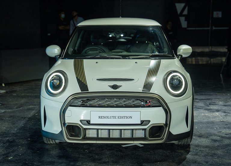 ภาพคันจริง Mini Hatch 3-Door Cooper S Resolute Edition | ร่างเดิม ใจ ...