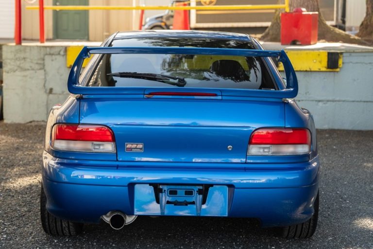 1998 Subaru Impreza 22B STi ปิดประมูลในสหรัฐฯ ที่ราคา 226,000 USD (7.7 ...