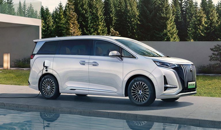 BYD Denza D9 EV รถตู้หรู MPV 7 ที่นั่ง ขุมพลังไฟฟ้า 100% วิ่งไกล 600 km. เตรียมโชว์ตัวที่งาน ...