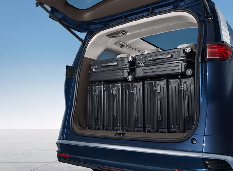 BYD Denza D9 EV รถตู้หรู MPV 7 ที่นั่ง ขุมพลังไฟฟ้า 100% วิ่งไกล 600 km. เตรียมโชว์ตัวที่งาน ...