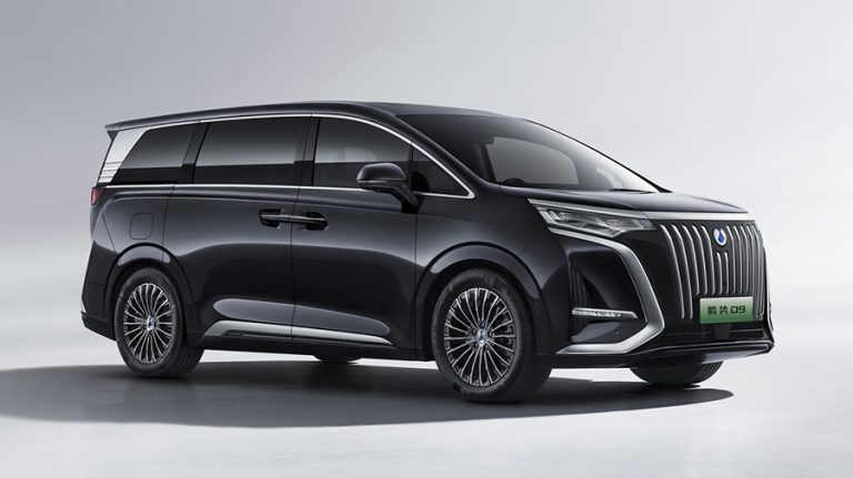 BYD Denza D9 EV รถตู้หรู MPV 7 ที่นั่ง ขุมพลังไฟฟ้า 100% วิ่งไกล 600 km. เตรียมโชว์ตัวที่งาน ...