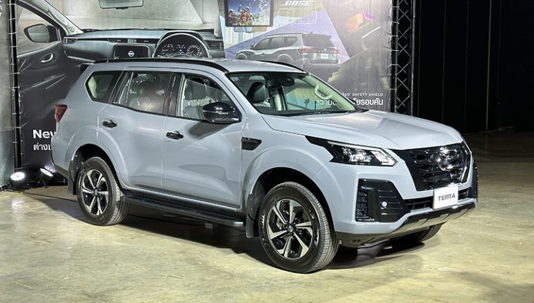 ภาพคันจริง Nissan Terra SPORT 2.3 VL Twin-Turbo 7AT 4x4 | Make up รอบ ...
