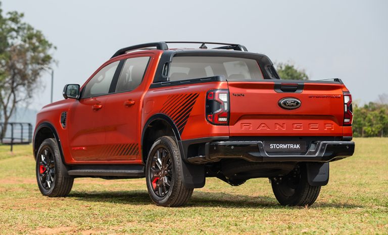 ราคาอย่างเป็นทางการ Ford Ranger STROMTRAK 2.0 Bi-Turbo : 1,264,000 ...