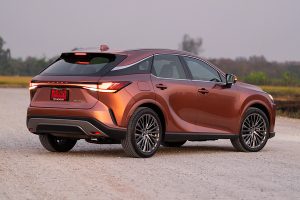 ภาพคันจริง Lexus RX 450h+ Premium AWD | SUV หรูคันโต กับเครื่อง Hybrid ...