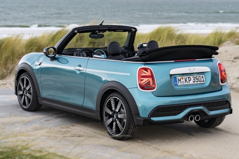 ราคาอย่างเป็นทางการ MINI Convertible Cooper S Seaside Edition ...