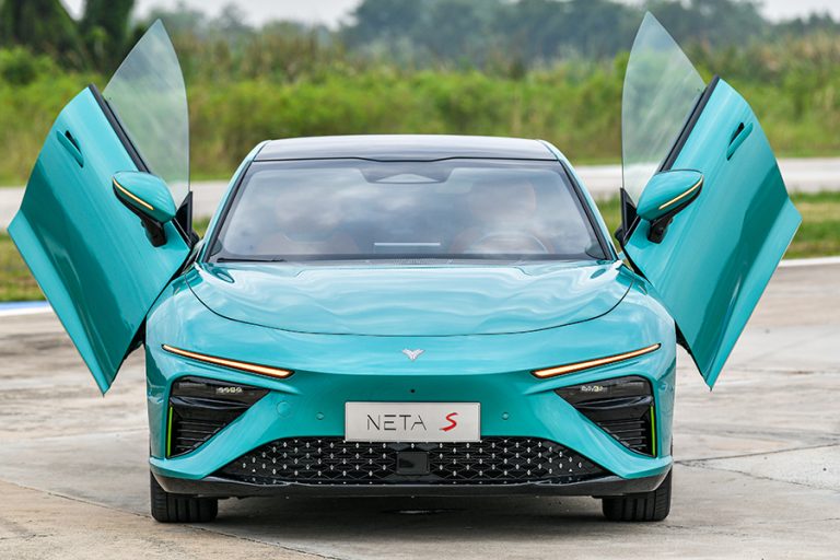 ภาพคันจริง + คลิปอัตราเร่ง NETA S Special Version รถยนต์ไฟฟ้า 100% มอเตอร์คู่ 462 แรงม้า วิ่งไกล ...