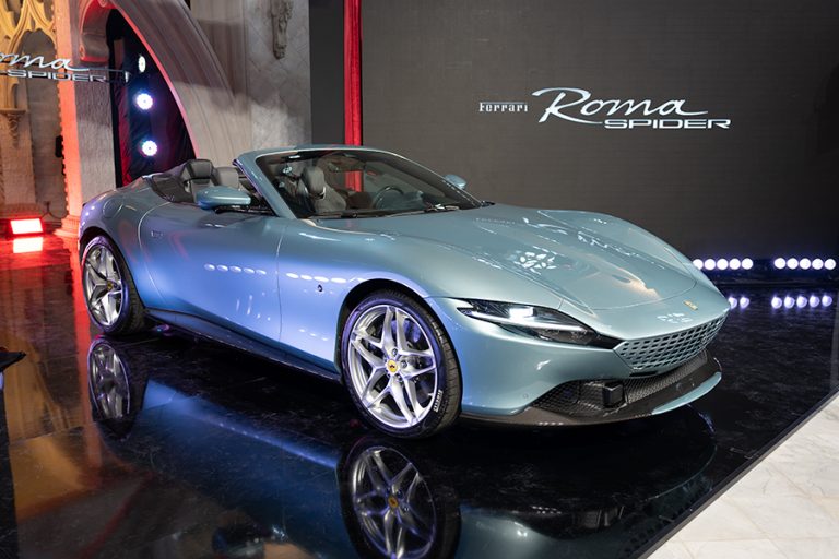 พาชม Ferrari Roma SPIDER | เปิดประทุนทรง GT 620 แรงม้า 26,500,000 บาท ...