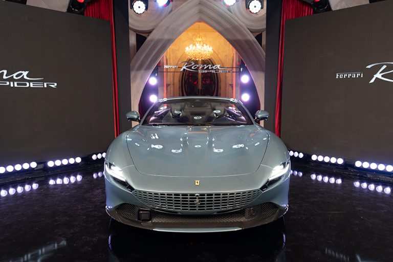 พาชม Ferrari Roma SPIDER | เปิดประทุนทรง GT 620 แรงม้า 26,500,000 บาท ...