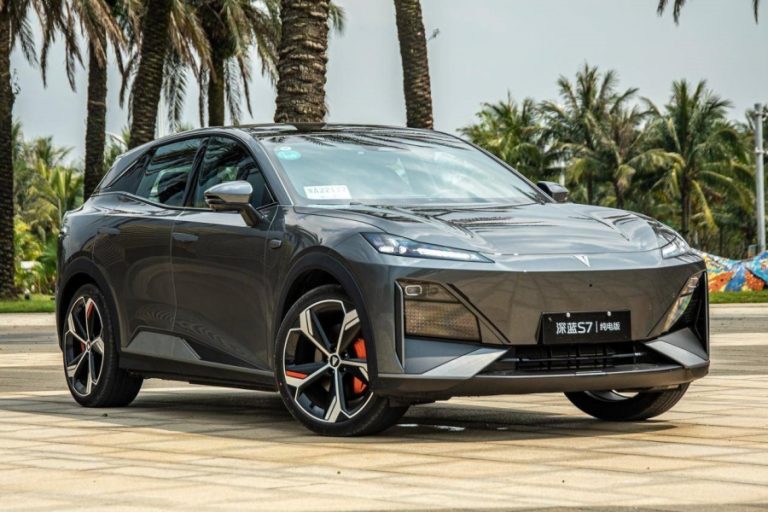 Deepal S7 EV และ EREV รถ SUV เสียบปลั๊กจากบริษัทร่วมทุน CATL-Huawei-Changan ราคาเริ่มต้นเพียง 7. ...