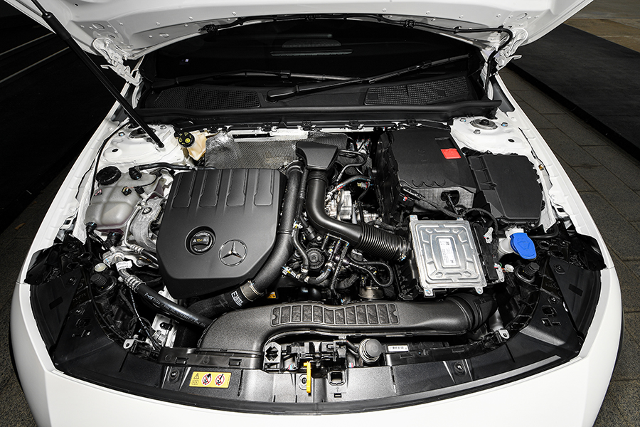 ราคาอย่างเป็นทางการ Mercedes-Benz A 200 AMG Dynamic (Facelift ...