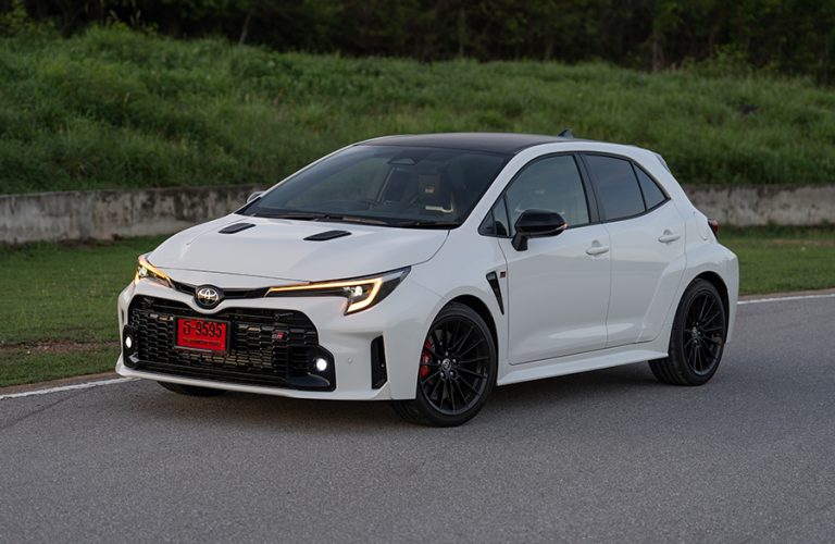 ภาพคันจริง Honda Civic Type R & Toyota GR Corolla | ตัวจี๊ดแดนอาทิตย์ ...