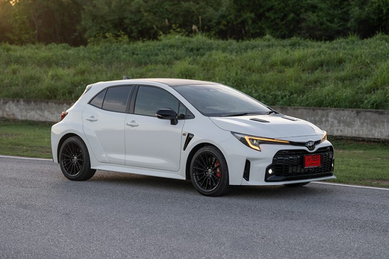 ภาพคันจริง Honda Civic Type R & Toyota GR Corolla | ตัวจี๊ดแดนอาทิตย์ ...