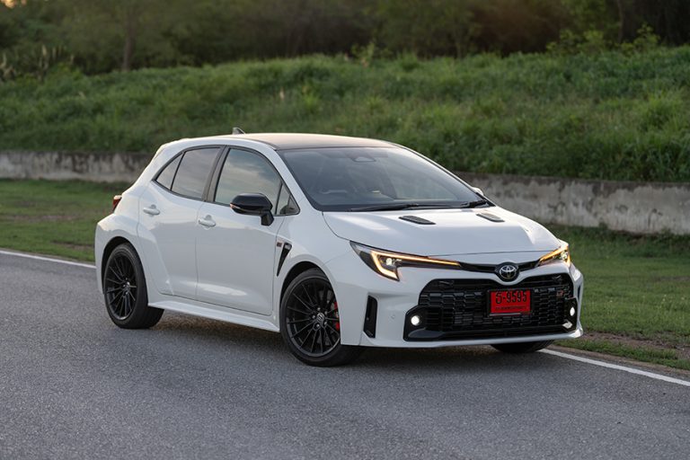 ภาพคันจริง Honda Civic Type R & Toyota GR Corolla | ตัวจี๊ดแดนอาทิตย์ ...